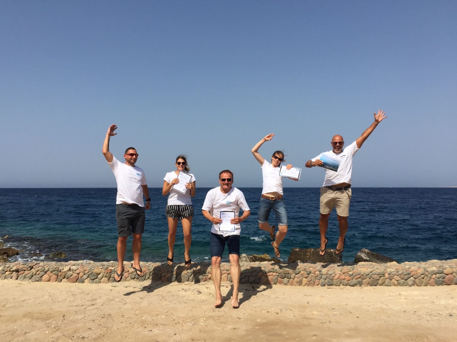 Hurghada: IDC erfolgreich abgeschlossen - Blue Water Dive Resort